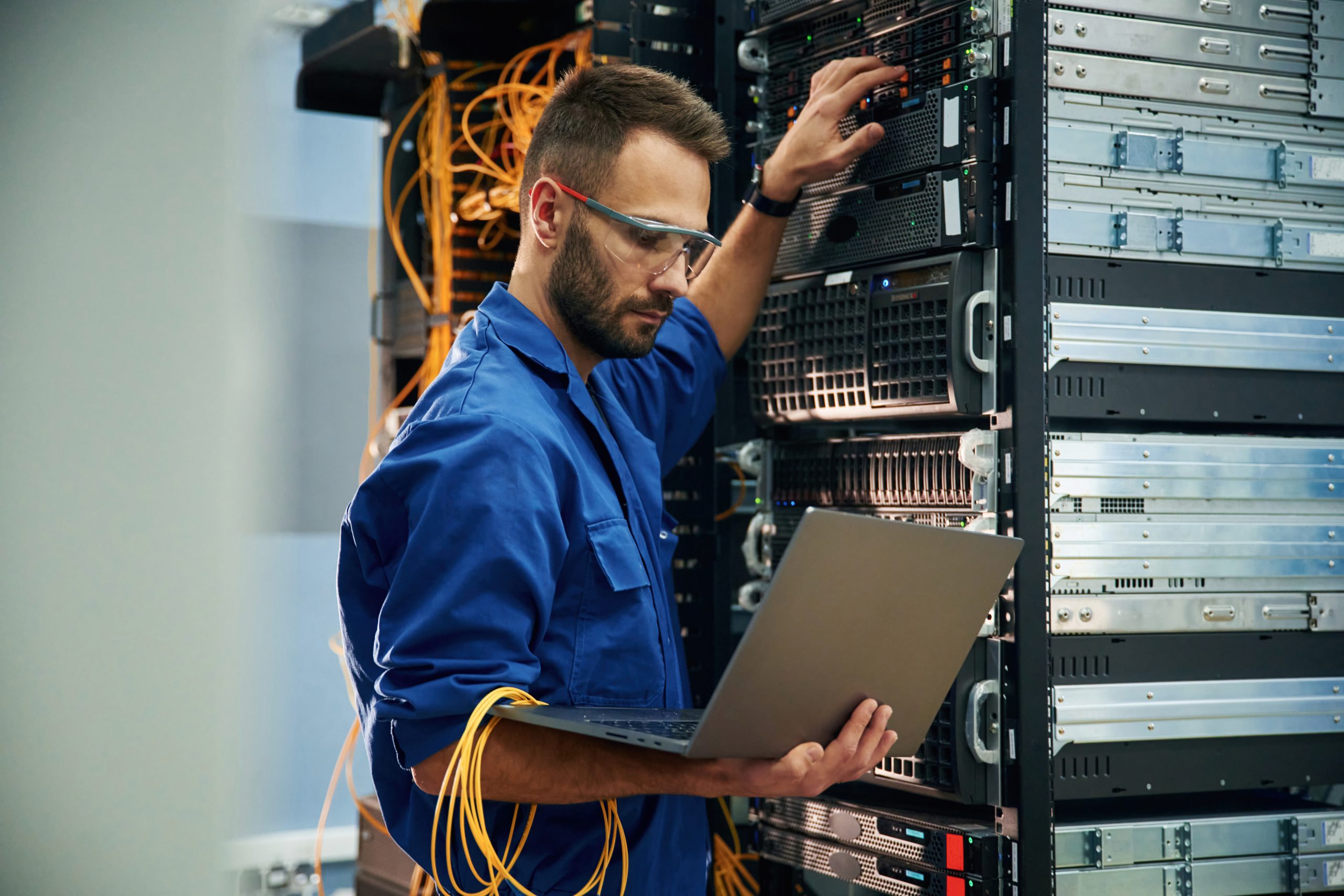 Ultimate Guide to IT Infrastructure Services | thirtyone3 technology